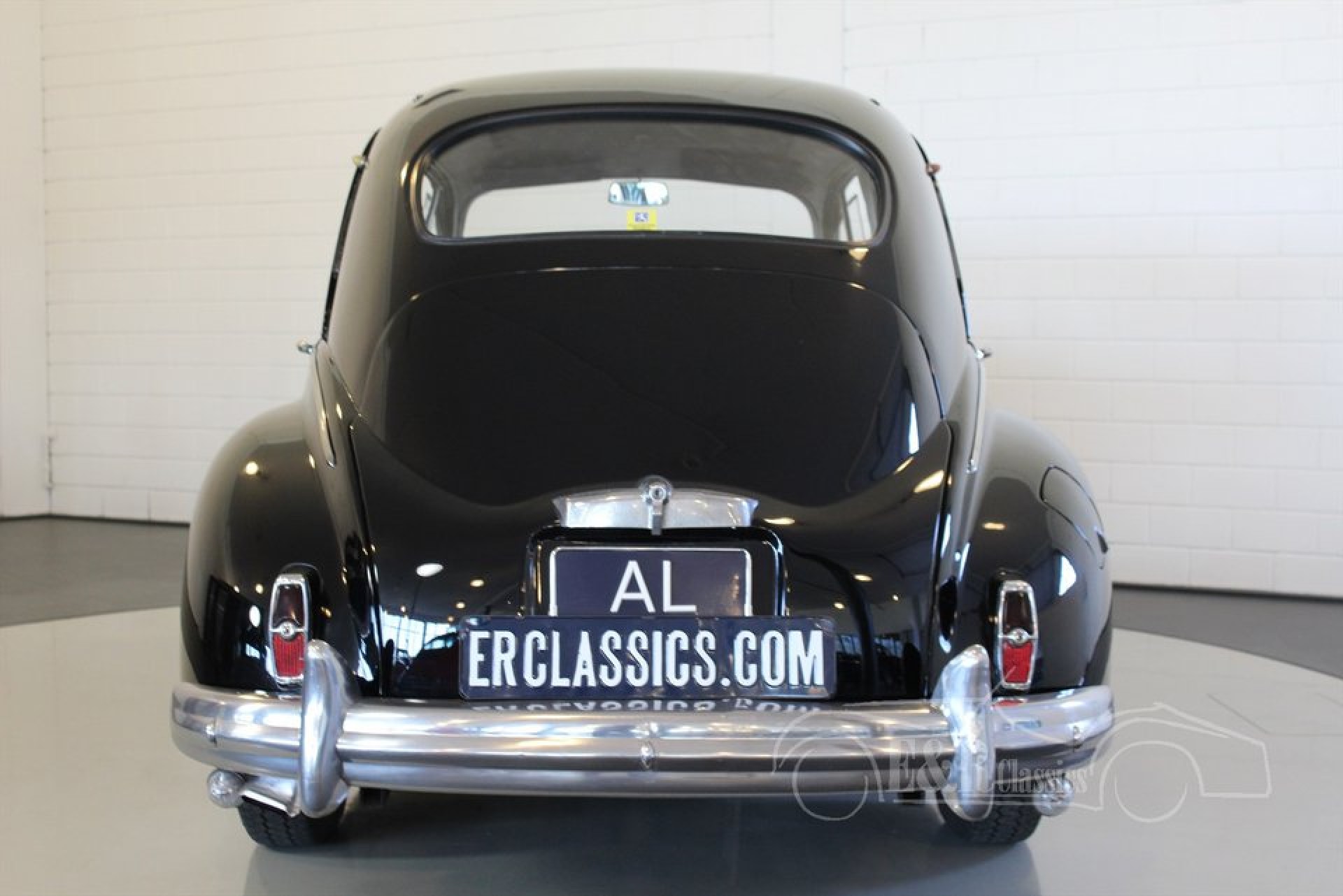Peugeot 203C 1954 met schuifdak, in goede staat