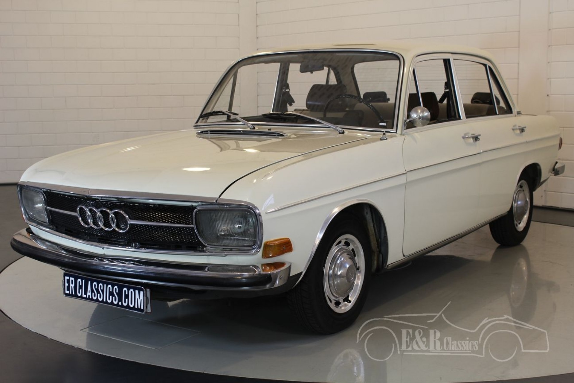 Audi 60L 4 Sedan 1972 te koop bij ERclassics