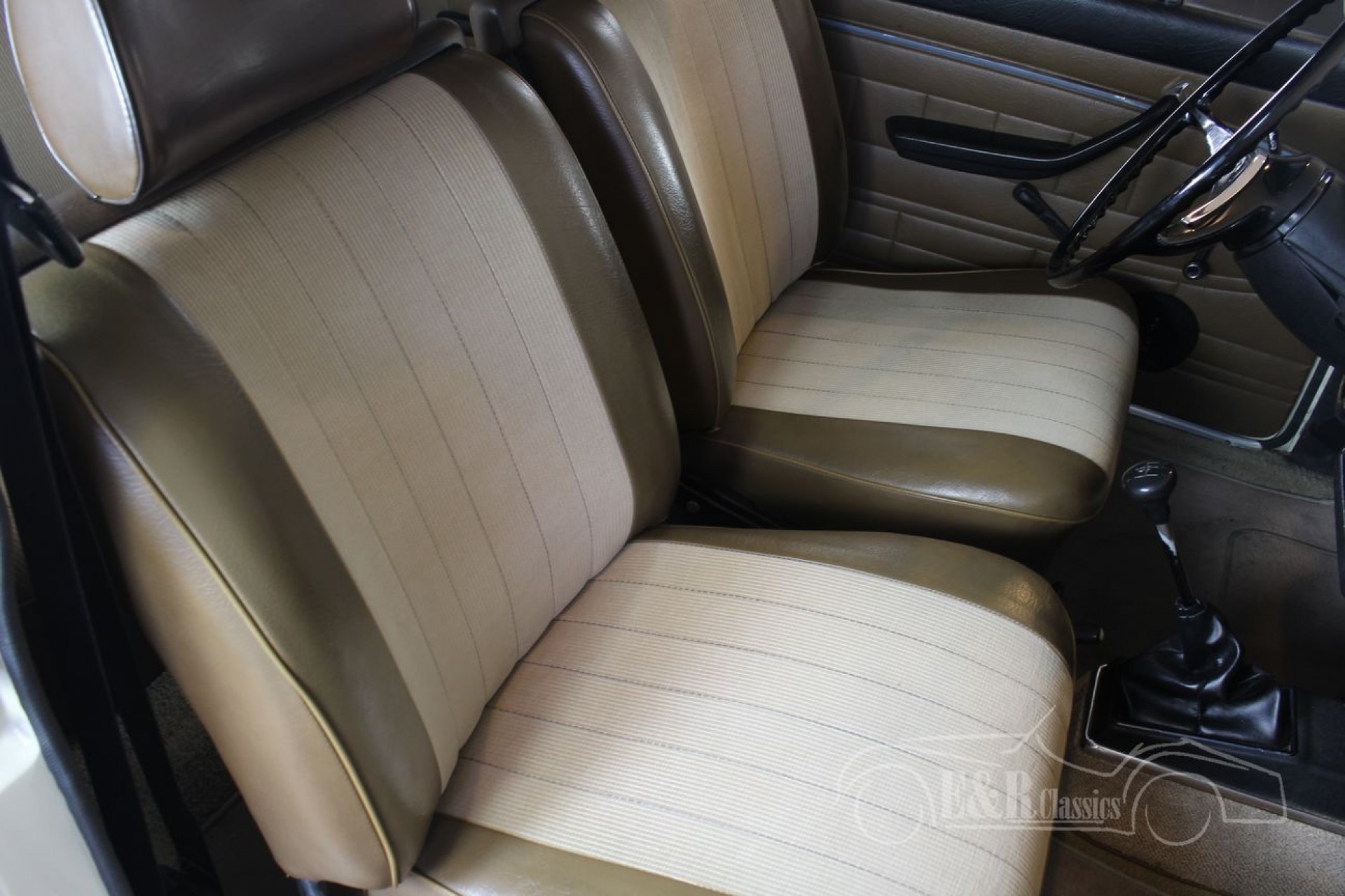 Audi 60L 4 Sedan 1972 te koop bij ERclassics