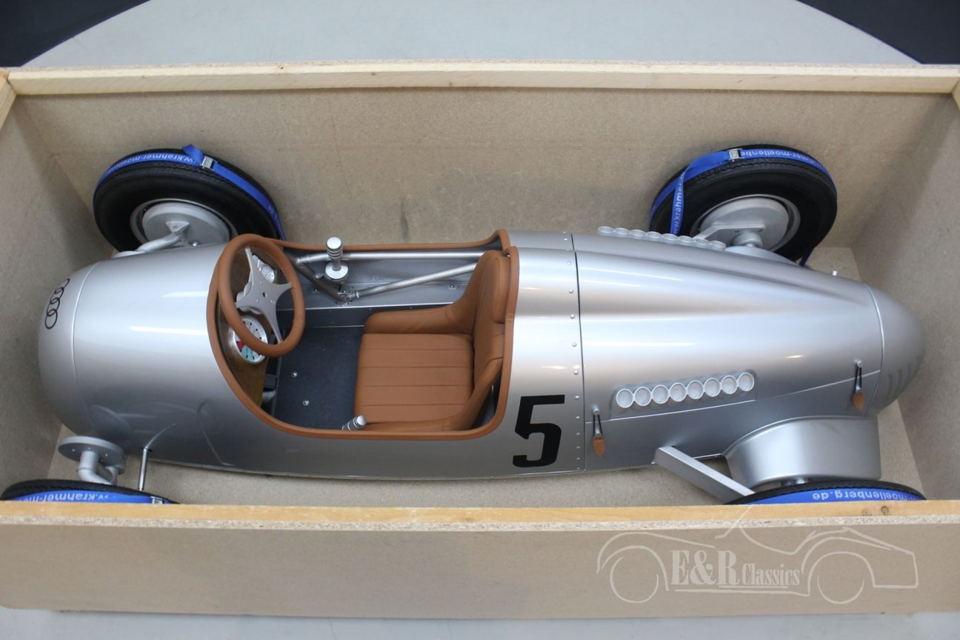 Audi Auto Union Type C Junior Car (1: 2 scale)