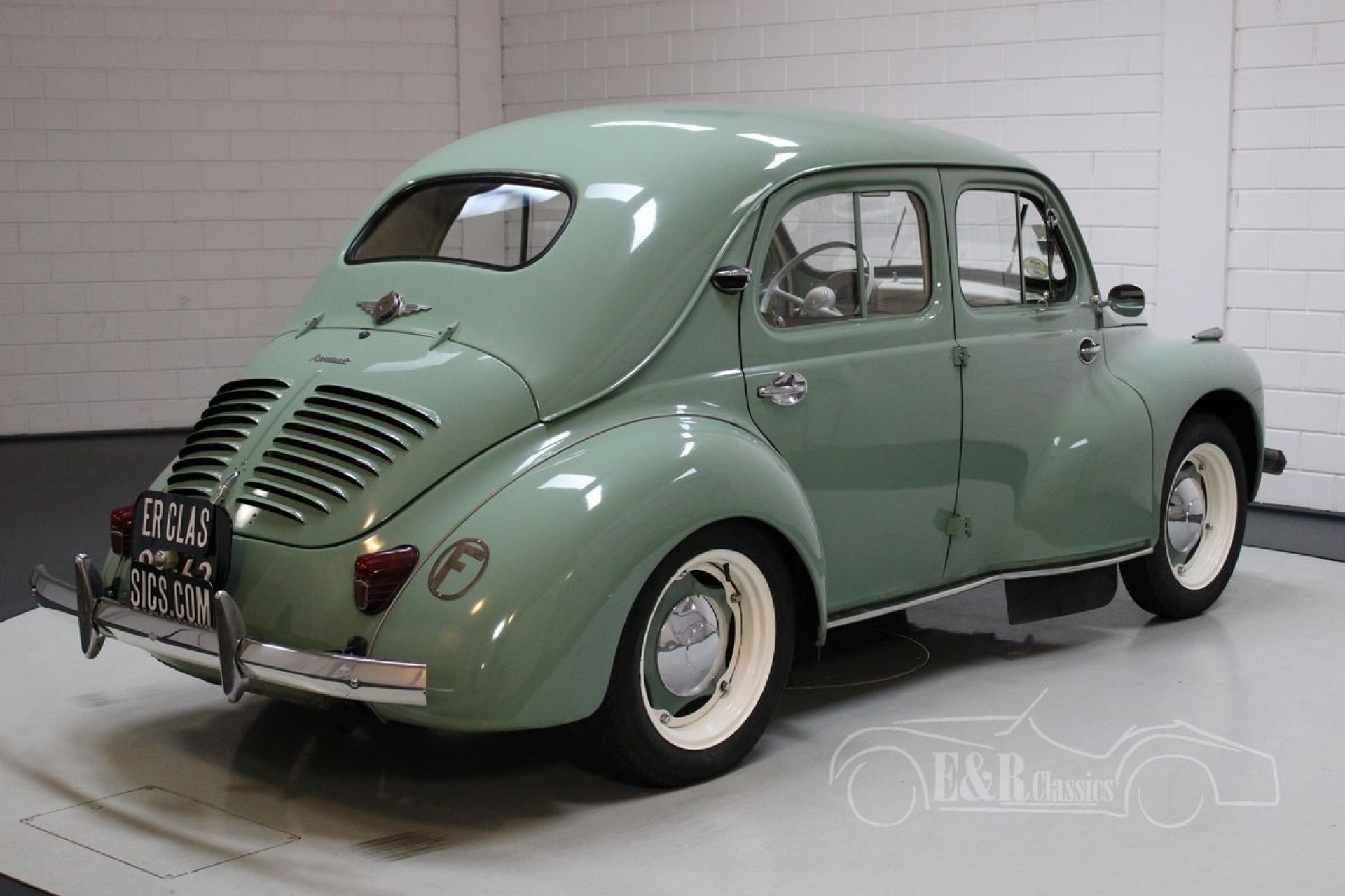 Renault 4CV 1957 te koop bij ERclassics