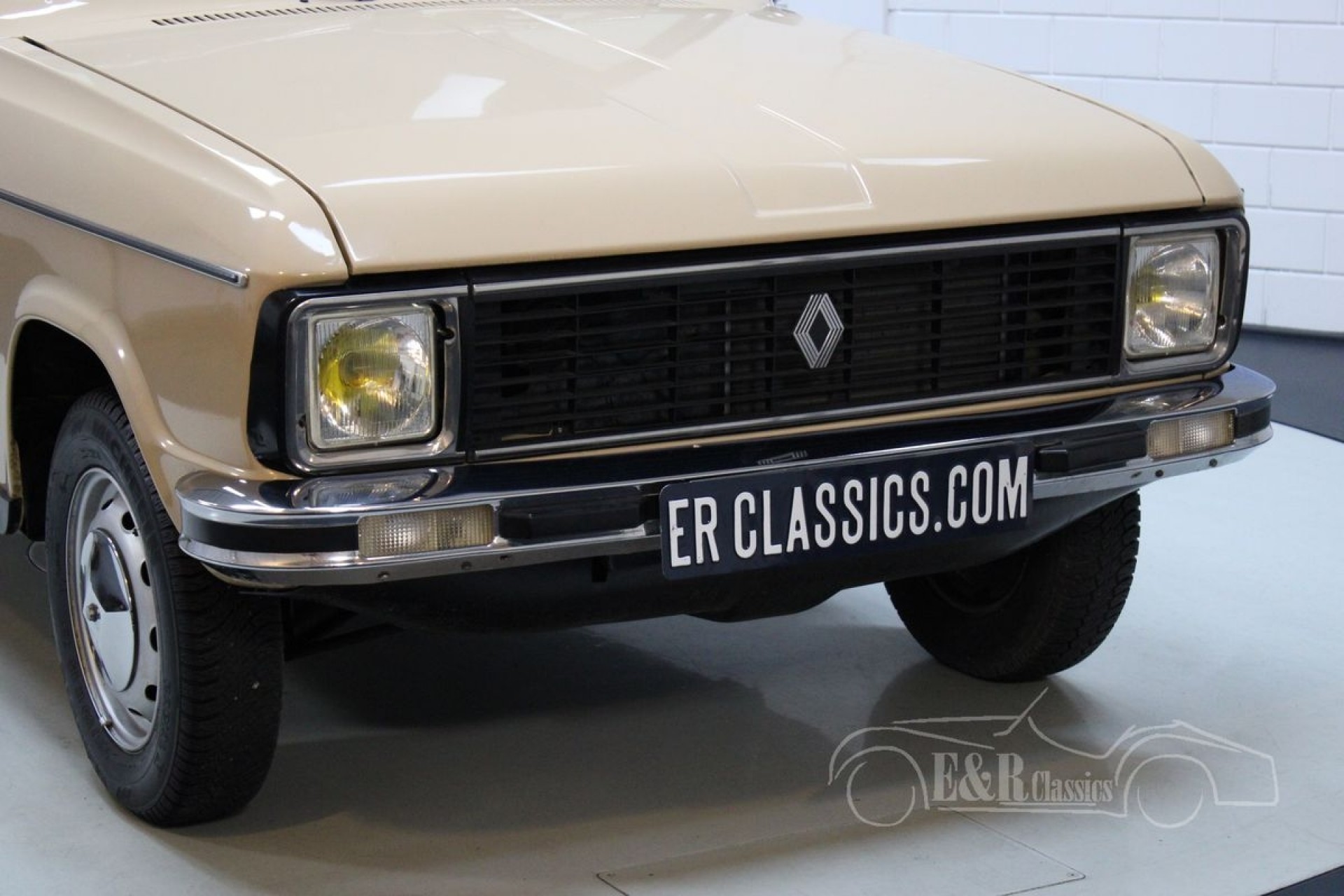 Renault R6 TL te koop bij ERclassics
