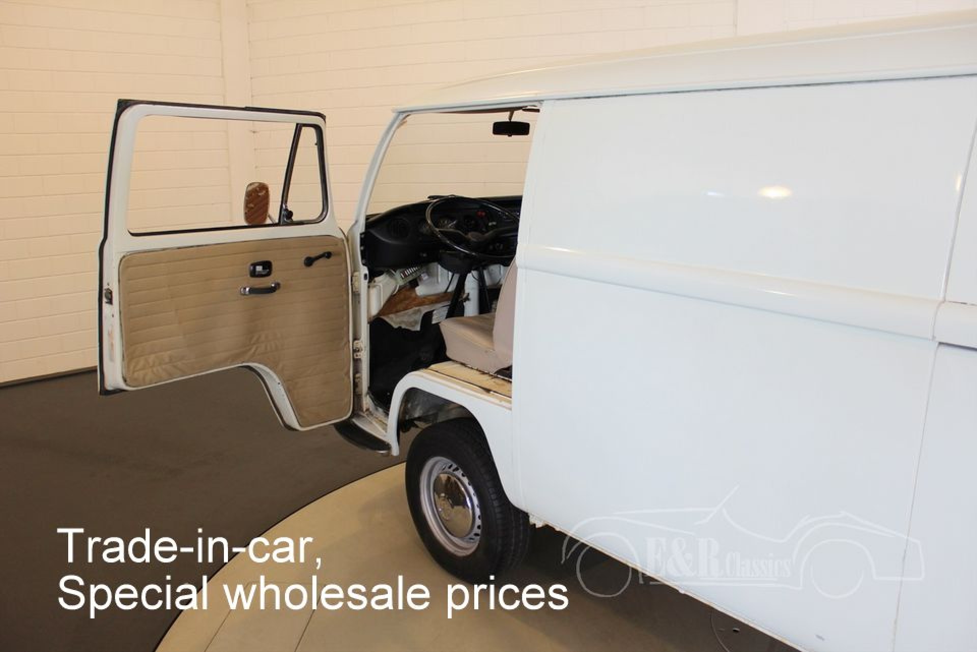 Volkswagen T2 1971 te koop bij ERclassics