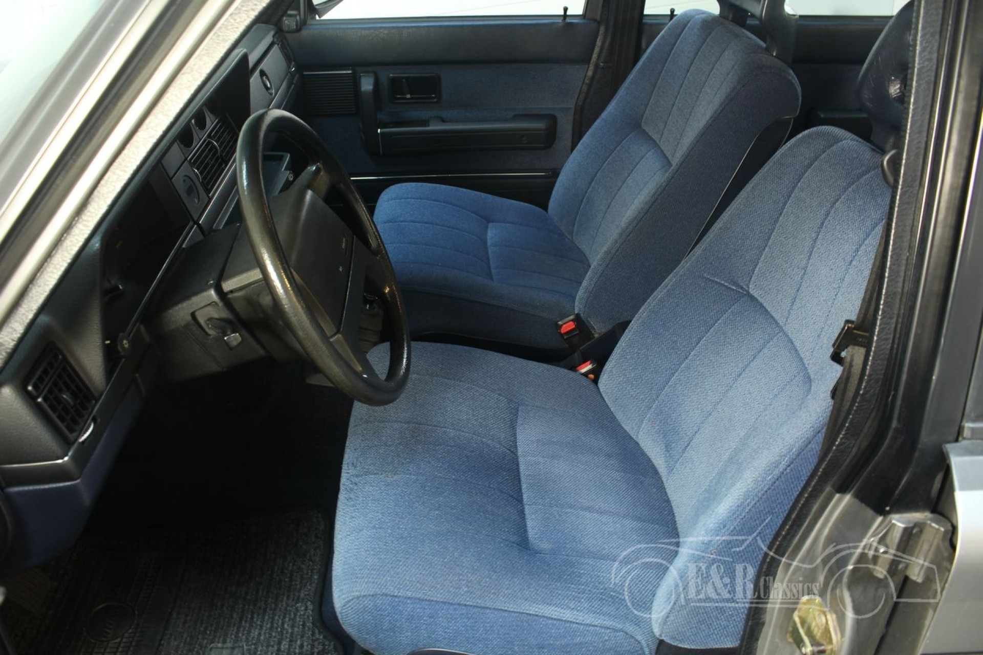 Volvo 240 GLT Sedan 1991 te koop bij ERclassics